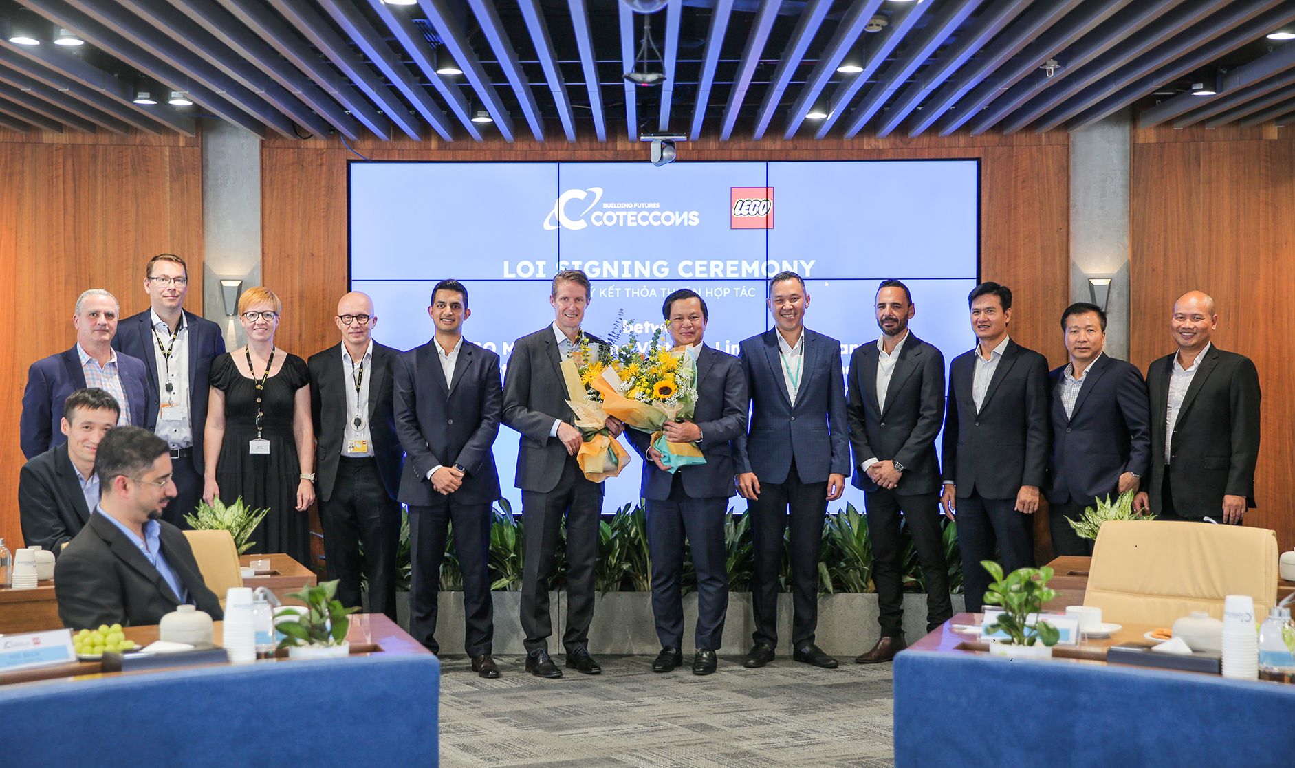 The LEGO GROUP SIGNS A COOPERATION WITH COTECCONS TO BUILD LEGO FACTORY ...