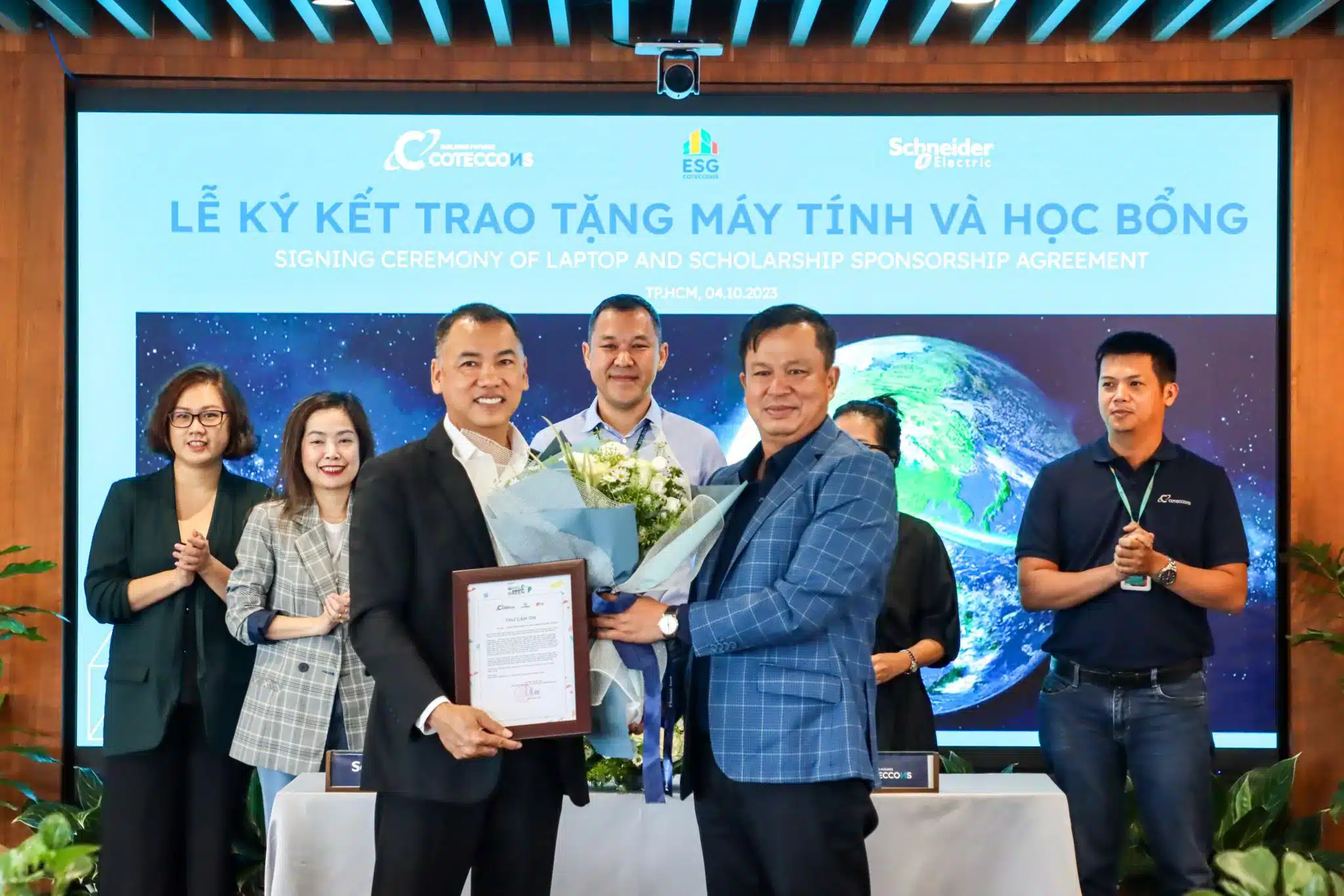 MOU SIGNING CEREMONY BETWEEN COTECCONS & SCHNEIDER ELECTRIC - COTECCONS